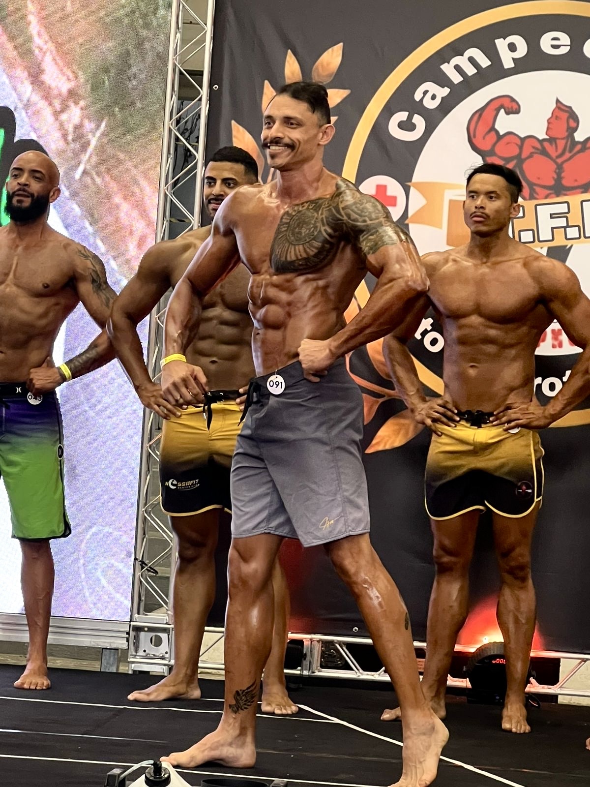 Bermuda Masculina Boardshort Premium - Men's Physique Competição